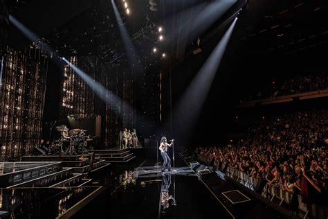 Lenny Kravitz Announces 2025 Las Vegas Residency At Dolby Live Park