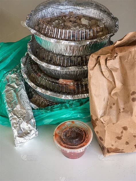 在家避难或隔离期间外出就餐