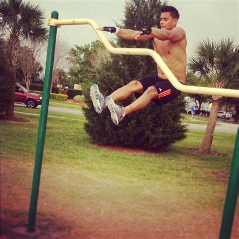 Lsit Pull Up To Superman Look Ma No Hands Pull Ups Superman