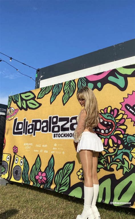 137 Best R Sabrinacarpentersexy Images On Pholder Sabrina In Houston
