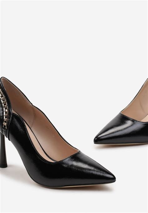 Czarne Szpilki Z Ozdobnym Łańcuszkiem Na Pięcie Elmeda Born2be