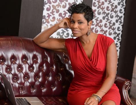 About Monique Monique Pressley