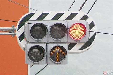 教習所で教わりましたよね？ 「黄色」矢印信号の意味 「関東だと東京だけ」ではなくなります！ 乗りものニュース