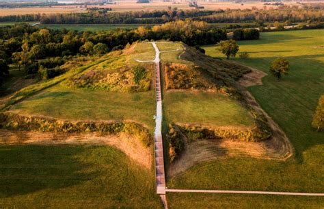 Mississippian Mound Builders Artifacts