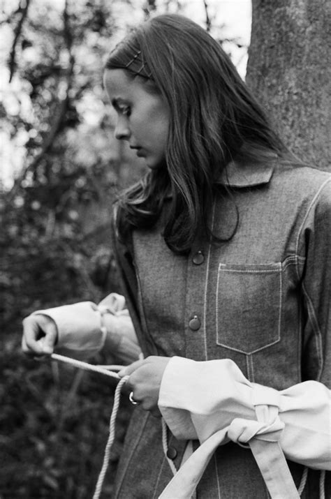 Fashion Deconstructing Function Office Magazine