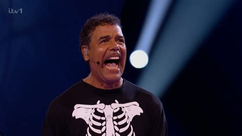The Masked Singer Chris Kamara Pokes Fun At Scottish Accent After Leaving Metro News