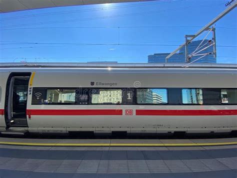 Ice Td Dbag Class 605dmu Db High Speed Train Caught In The Vienna