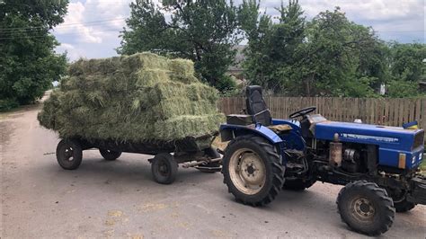 Возимо тюкі сіна з татом встигли перевезти до дощу Youtube