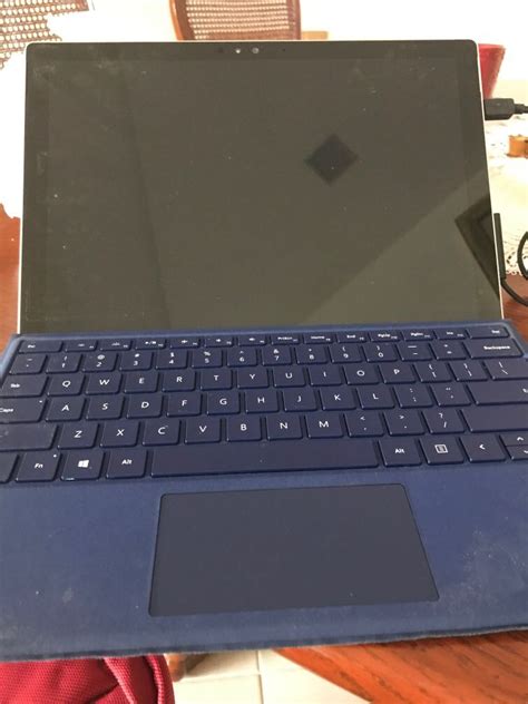 Surface Pro 2 Screen Freeze Not Working But With Keyboard Charger