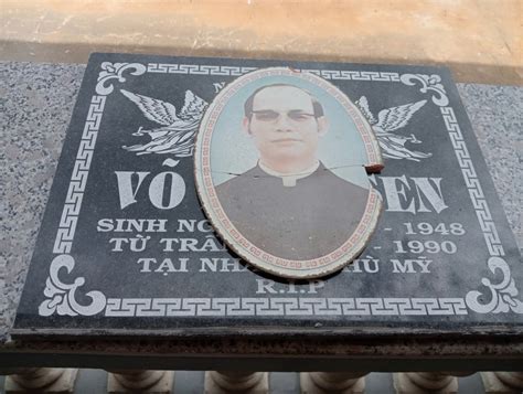 Nghi Thức Cải Táng Hài Cốt Cha Simon Tôn Và Cha Giuse Võ Đình Sen Về