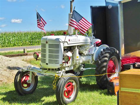 Antique Farmall Tractor By Paul Simanauskas On Deviantart