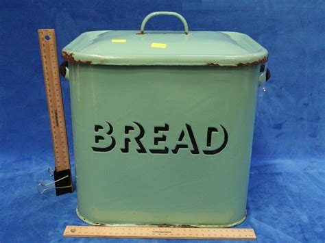 Lot Green Enamel Lidded Bread Bin