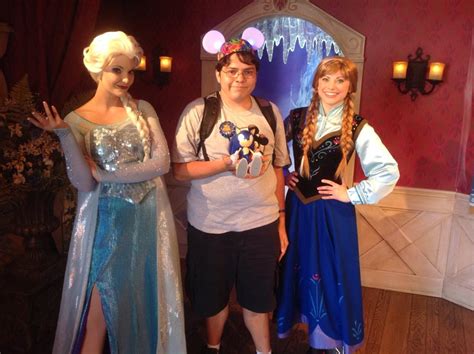 Me Anna Elsa And Sonic The Hedgehog By Gregorymoralesjr2016 On