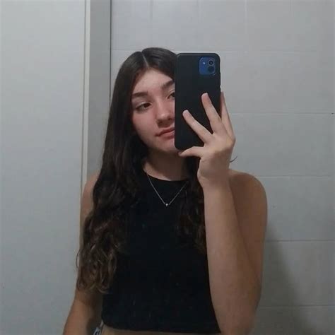 Stefi Stefi Gurpegui • Threads Say More