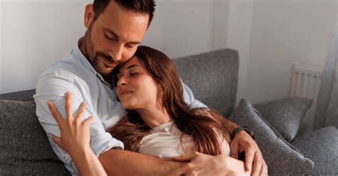 Erotic Hypnosis 101 How To Use Your Voice To Seduce Control And Tease
