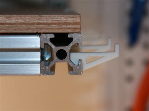 2020 Aluminum Extrusion Hook With Groove By 高头村的放羊娃 Makerworld