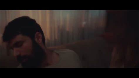 Godspeed Kissing Scene — Salih And Duygu Engin Akyurek And Belfu Benian Youtube