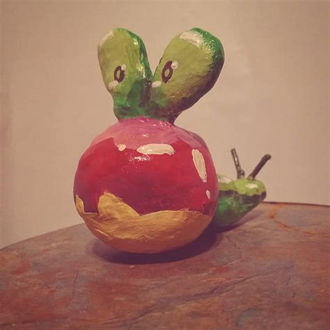 Heres A Cute Little Applin Sculpture I Made Rmandjtv