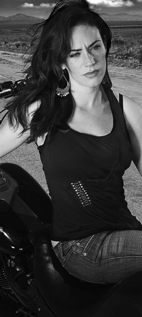 Maggie Siff Phone Wallpapers Free 4k And Hd Downloads