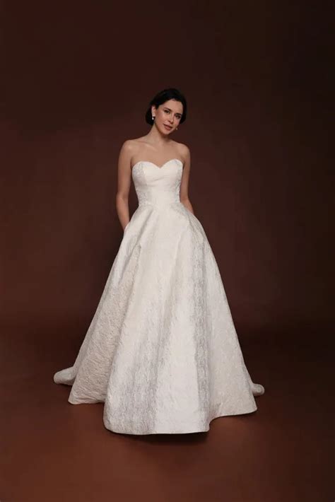Robert Bullock Daphne Kathleens Bridal