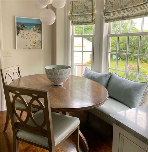 30 Blissful Banquette Seating Ideas To Enjoy Flavorful Delights Bored