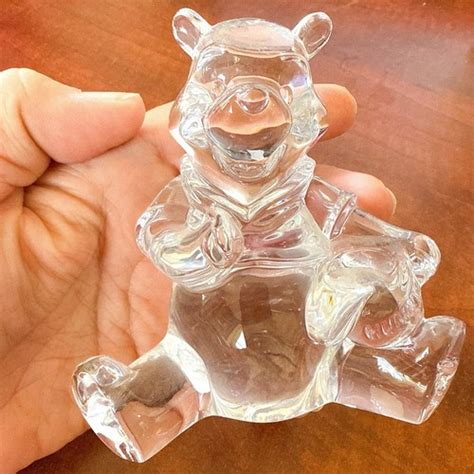 Waterford Crystal Disney Winnie The Pooh With Honey Pot Sculpture 45