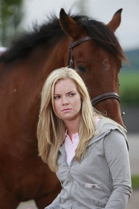 Ashley In Heartland Heartland Actors Heartland Characters Heartland