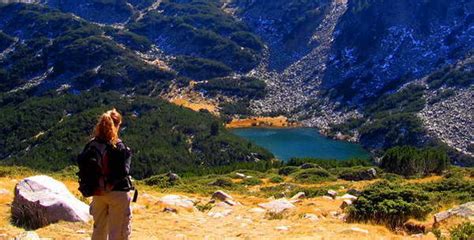 עיירת הסקי בנסקו ומסלולים בהרי פירין Gotravel