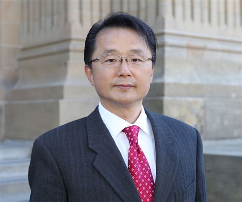 김한일 김진덕•정경식 재단 대표 창간을 축하합니다 Korea Daily Times 코리아 데일리 타임스ㅡ