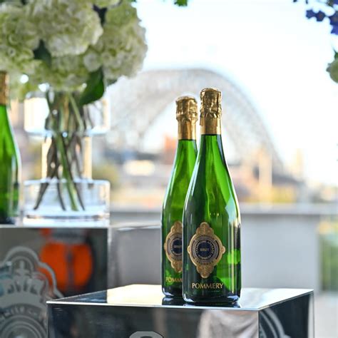 Sara Underdown 🍾🥂 Saraunderdown • Instagram Photos And Videos