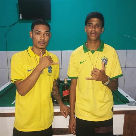 Stream Mc Marlon Ph Toma Toma SequÊncia De Pau Dj 2d Do Campinho Dj