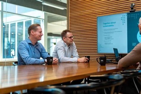 IBM ESLS RAILS Rail Kit L R EXP24SX Per