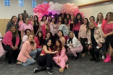 The Seattle Boss Market Holds Vision Board Networking Event Latinitas Magazine