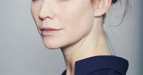 Bracha Van Doesburgh — Internationaal Theater Amsterdam