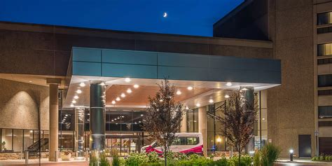 Hotel In Princeton Nj Crowne Plaza Princeton Conference Center