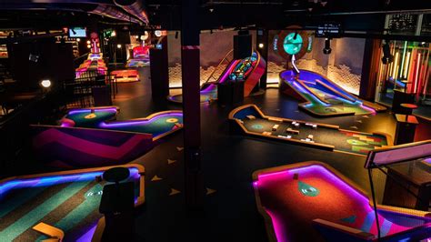 Puttshack A New Entertainment Venue To Open At Oxmoor Center Louisville Business First