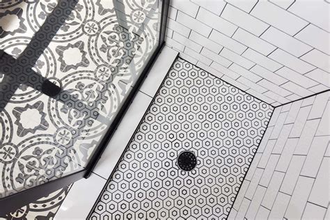 Gridscape Fixed Panel Shower Enclosure In Black With Clear Glass