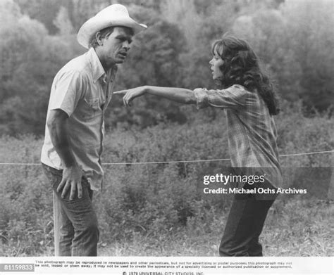 5298 Tommy Lee Jones Photos And High Res Pictures Getty Images