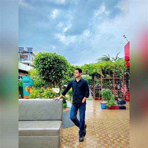 ‎محمد فیض‎ Mohammad Faiz • Threads Say More