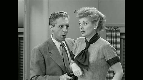 I Love Lucy Lucy Unknowingly Helps A Jewel Thief On A Train 1955