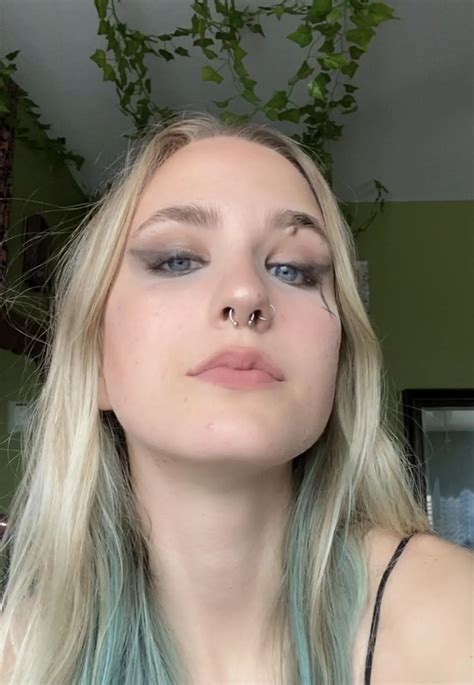 I Wanna Spit On You 🥵 Dm Scrolller