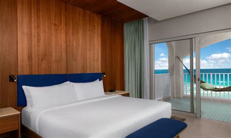Rooms And Suites Hilton Cancun Mar Caribe All Inclusive Resort