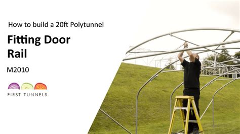 M2010 Fitting Door Rail