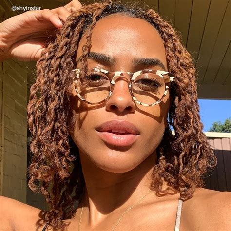 Vooglam Popular Round Tortoise Shell Frames Glasses For Women And Men