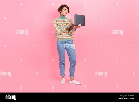 Full Body Length Cadre Confident Young Lady Brown Hair Holding Netbook Device Browsing Make