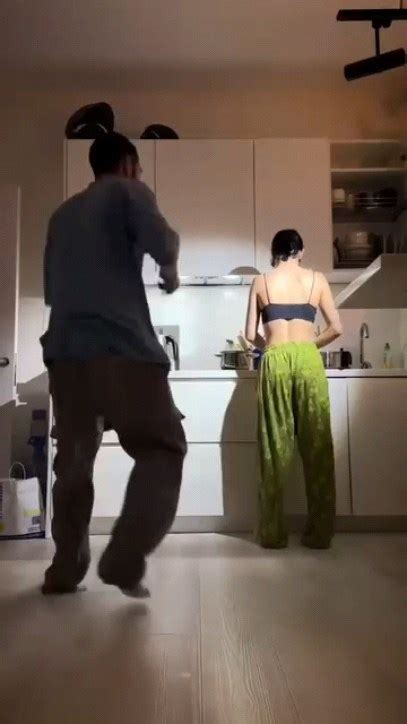 ‎🧚 ترانه 🧚‎ ‎درودامشب با دلی خسته این ویدئو را تقدیم میکنم😔😔 روزگارتلخ شادیدخترمردم