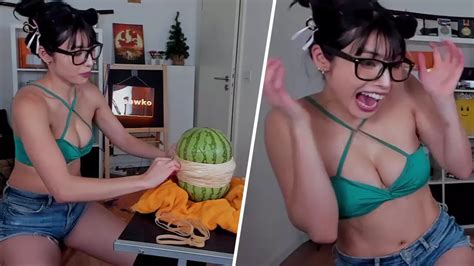 Twitch Streamers Watermelon Challenge Totally Wrecks Her Pc