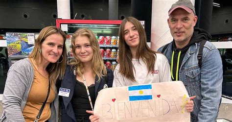 Intercambio Rotario Llegó A Cañuelas La Estudiante Finlandesa Minja