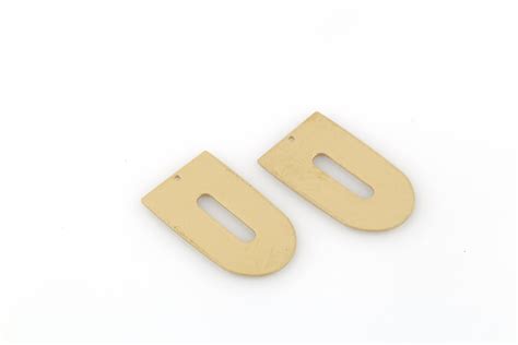 2 Pcs Raw Brass D Shape Pendant D Shape Charm Brass Etsy