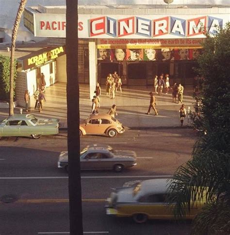 This Is Happening In Front Of The Vintage Los Angeles Facebook